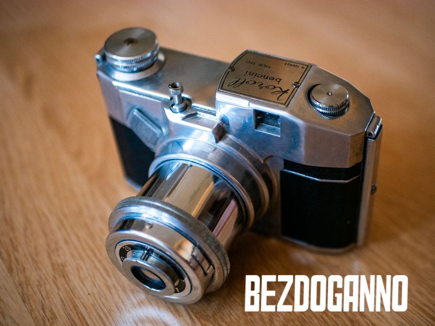 Buy an Italian medium format film camera CMF Becini Koroll
